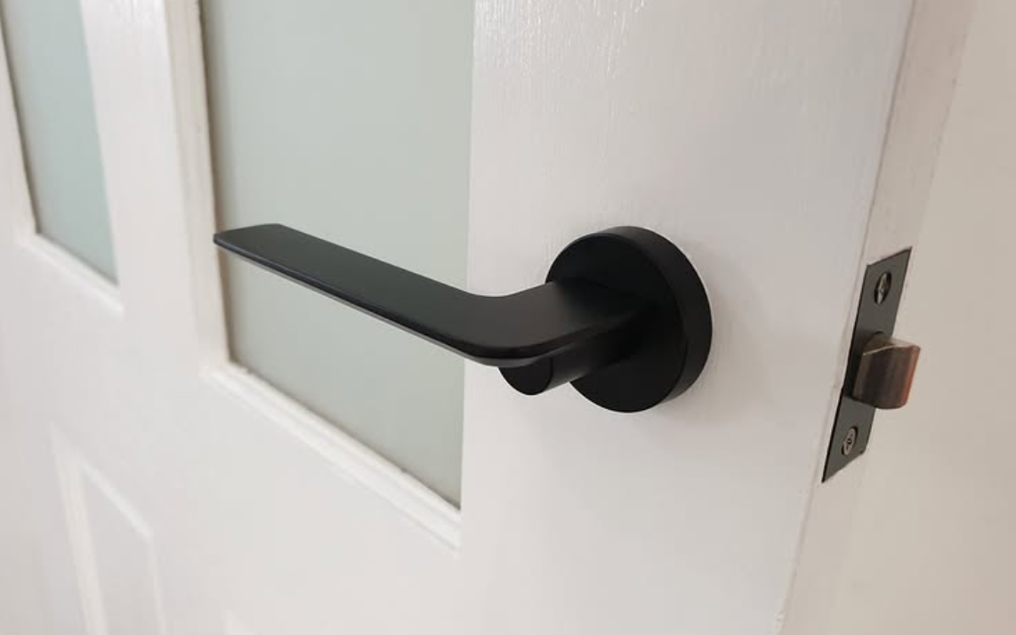 A Guide to Replacing Old Door Hardware Without Damaging Your Doors ...